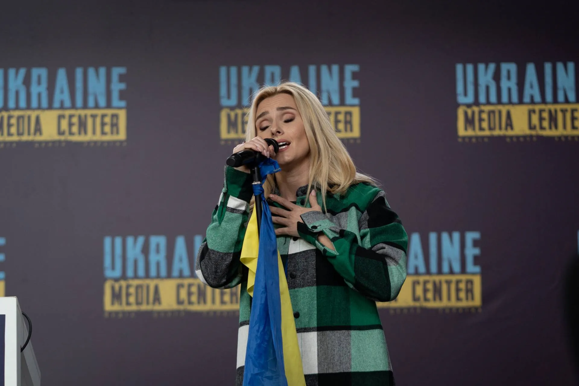 Singer Iryna Fedyshyn Presented Her New Song. All Funds Raised from the ...